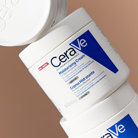 Descamación de la piel: Qué es y cómo tratarla | CeraVe